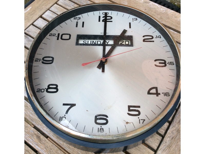 Wanted..Metamec Calendar Clock - Newport | Wightbay