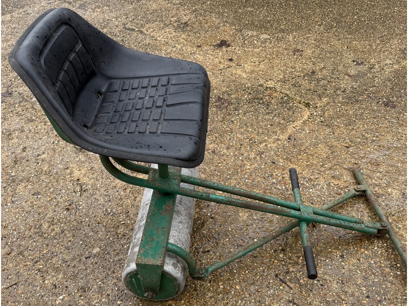 ATCO mower trailing roller and seat - Newport Isle of Wight | Wightbay